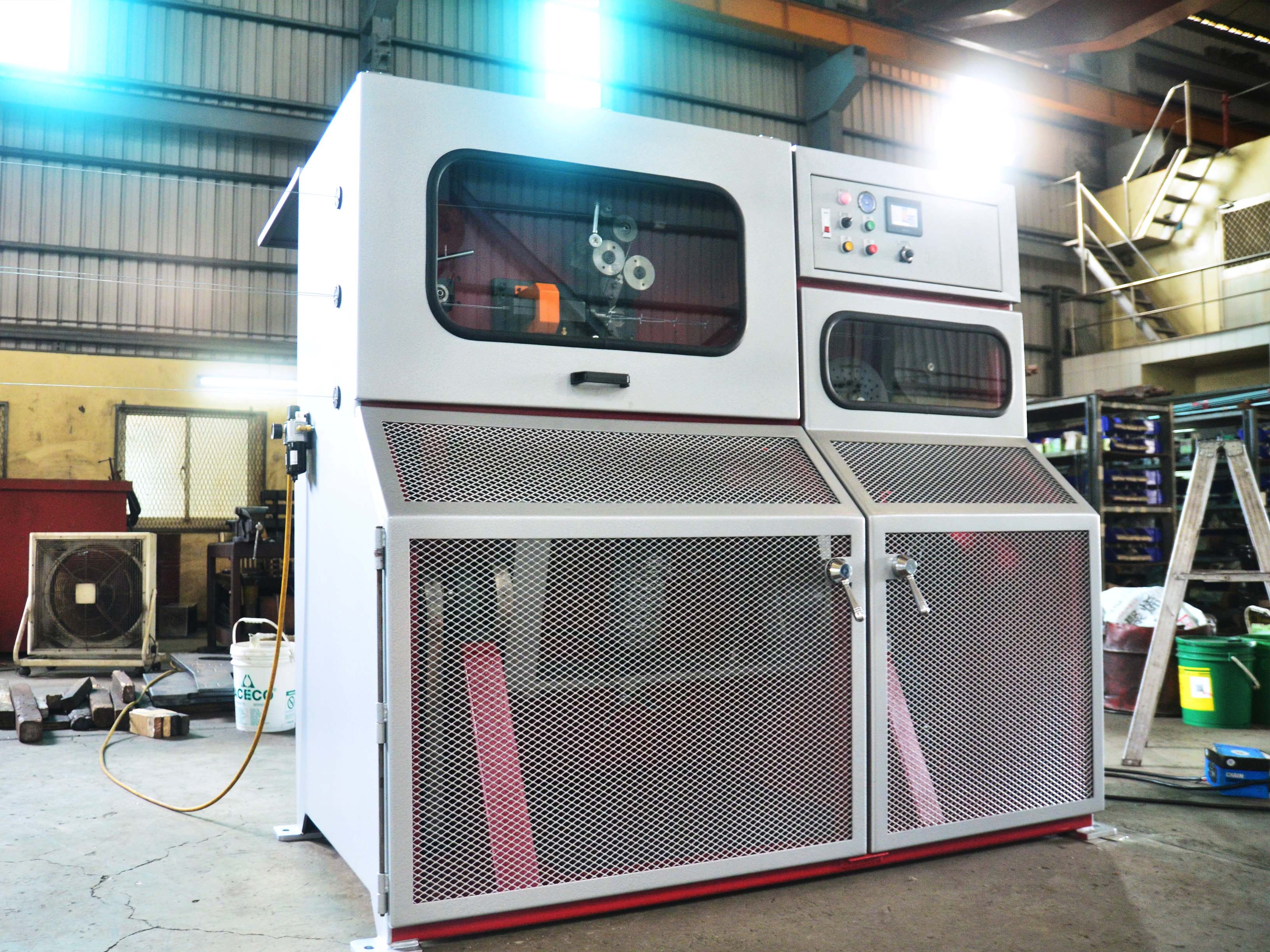 High Speed Barbed Wire Machine (IOWA Type) | Jun-en Enterprise Corp.